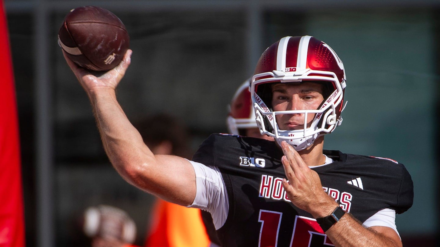 Indiana QB Fernando Mendoza Slotted No. 1 Overall in CBS Sports Mock Draft