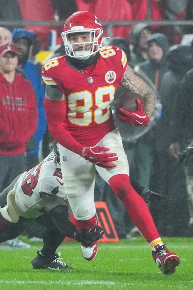 Former Dallas Cowboys player now in Super Bowl discusses team culture ...