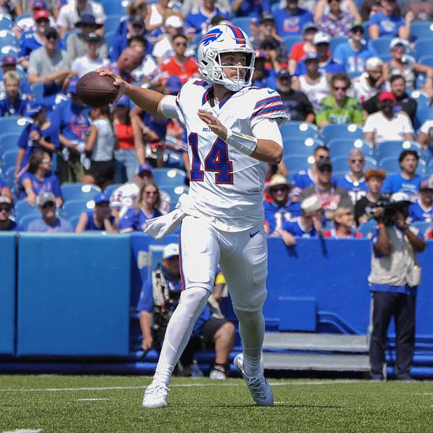 Bills keep key starters on sideline while Mike White takes QB1 reps vs ...