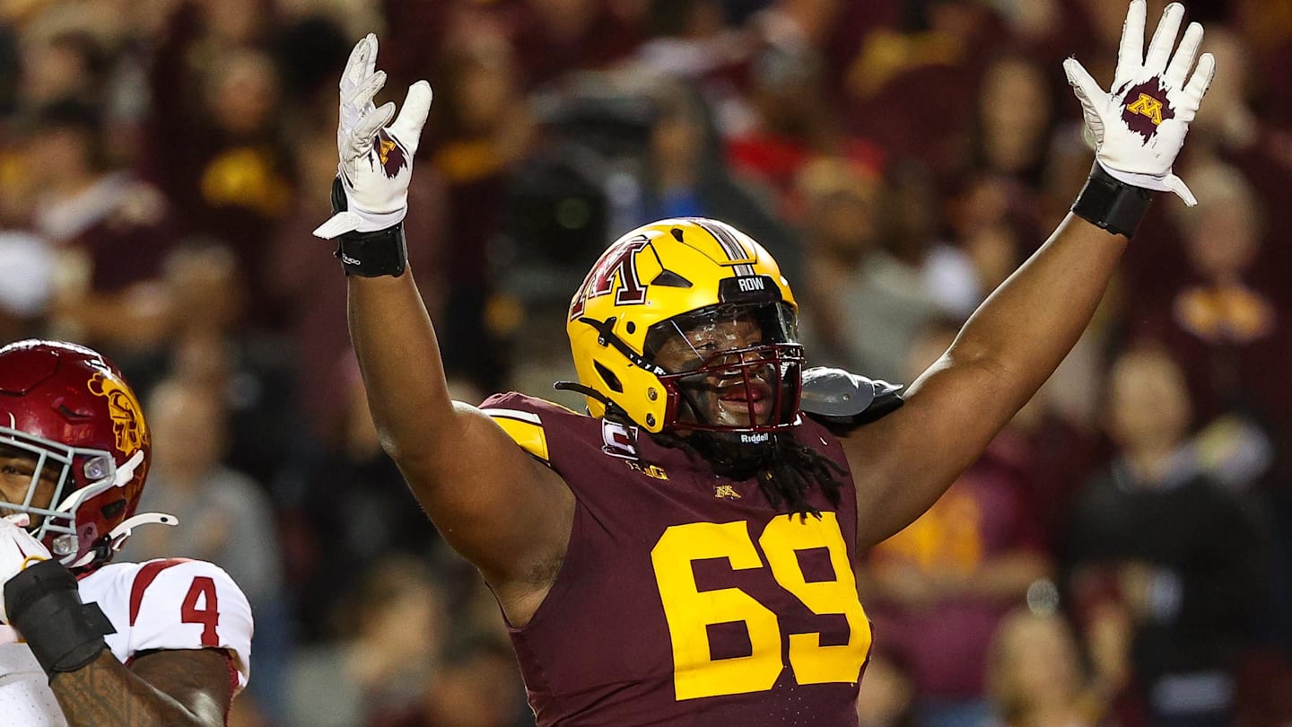 Gophers' Aireontae Ersery taken by Texans in second round of 2025 NFL draft