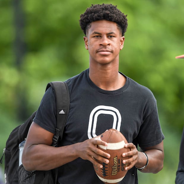 Gators Set to Host Multiple Commits in Do-or-Die Matchup Against Texas