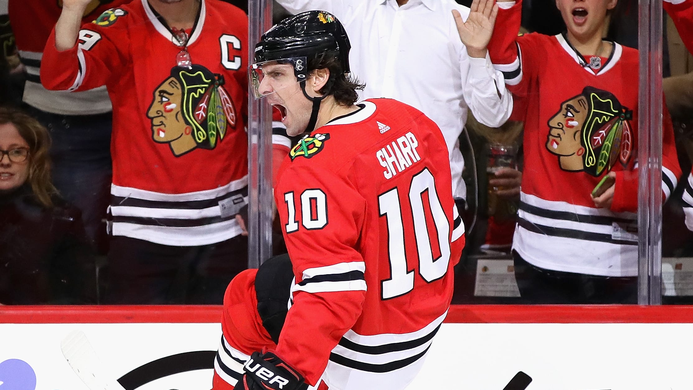 patrick sharp blackhawks