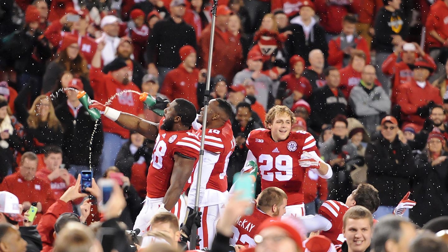 Dave Feit: The Nebraska Football Sellout Streak at 400