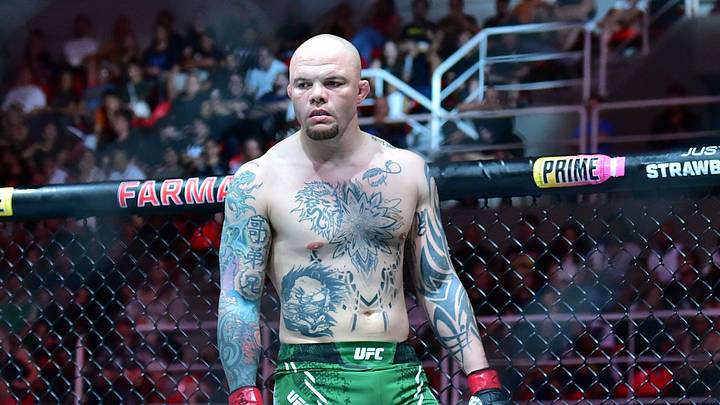 Anthony Smith addresses fans after MMA retirement at UFC Kansas City
