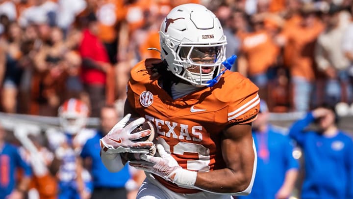 Texas vs. Arkansas football prediction: What the analytics say