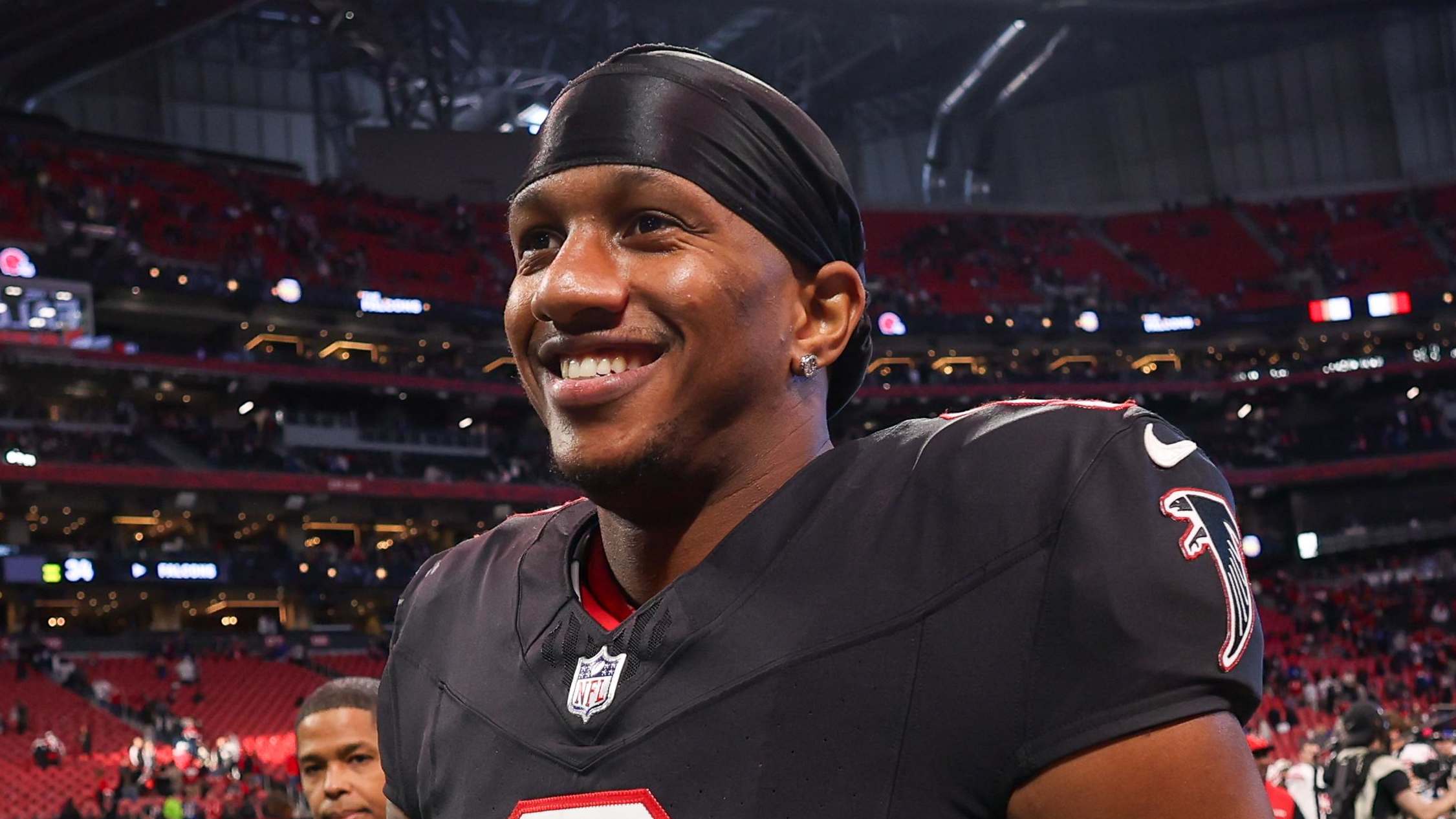 Carolina Panthers must strike early blow on Michael Penix Jr.'s unique ...