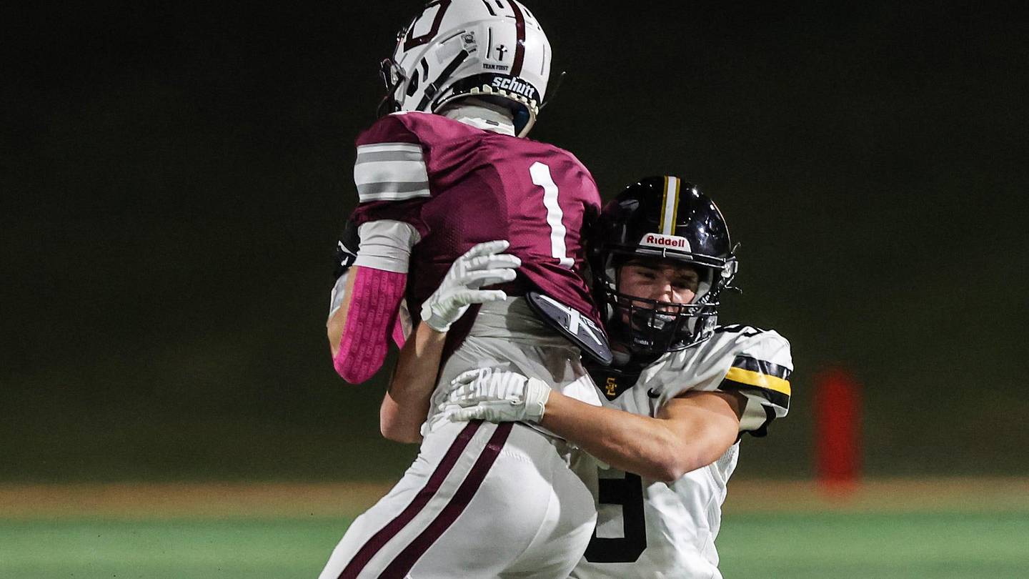 Brayden Lewis of Southeast Polk secures PWO from Iowa State
