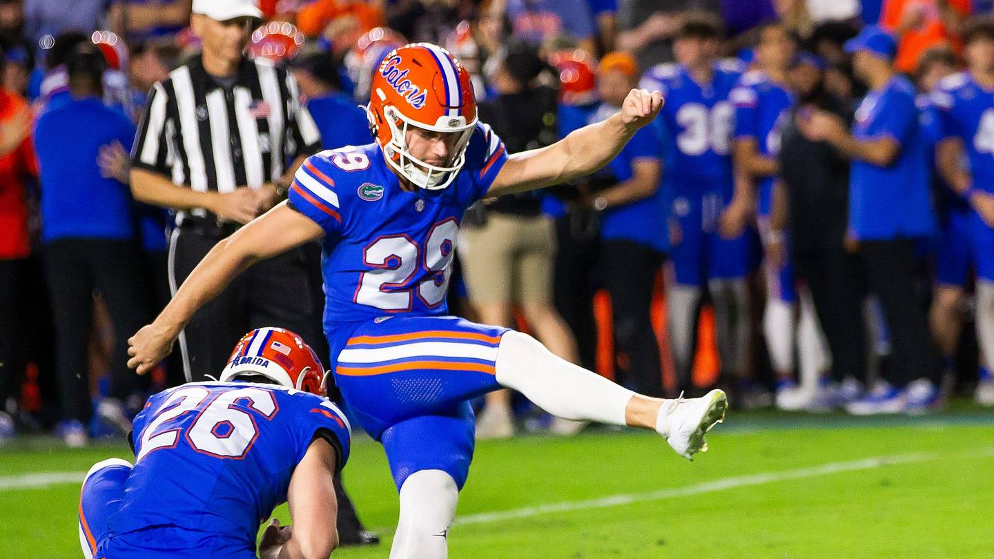 Florida Gators Kicker Trey Smack Named SEC Special Teams Player of the Week