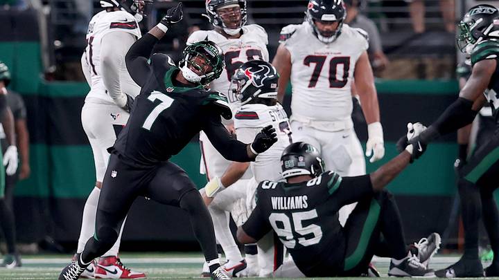 Buffalo Bills urged to add former Eagles' sack leader to fill edge ...