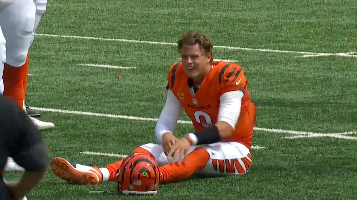 Joe Burrow Injury: Bengals QB Exits Game With Toe Injury Following Sack