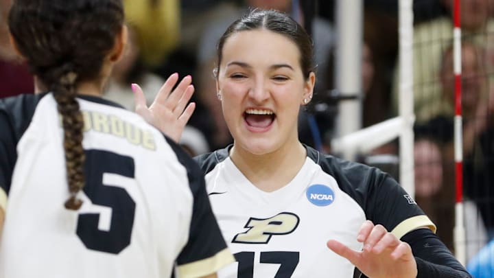 Purdue Volleyball: Eva Hudson Names Midwest Region Player of the Year