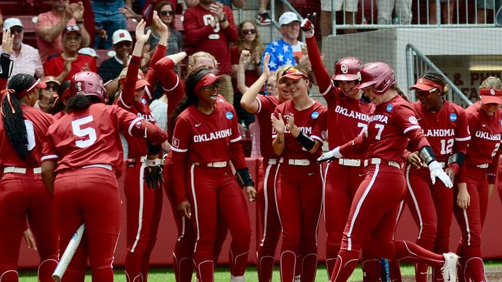 OU Softball: Oklahoma Takes Down Cal, Advances to Sunday's Regional Final