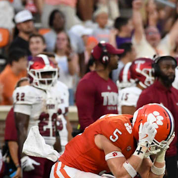 Future MLB Star Cam Cannarella Leaves Lasting Mark on Clemson Baseball