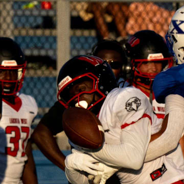 Darryl Overton steps down as Hayfield head coach after one season