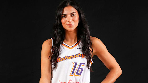 Mercury's Pettis And More Wear Special Numbers