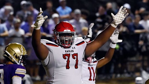 Former Florida Gators DL Finds New Home After Removal from Team