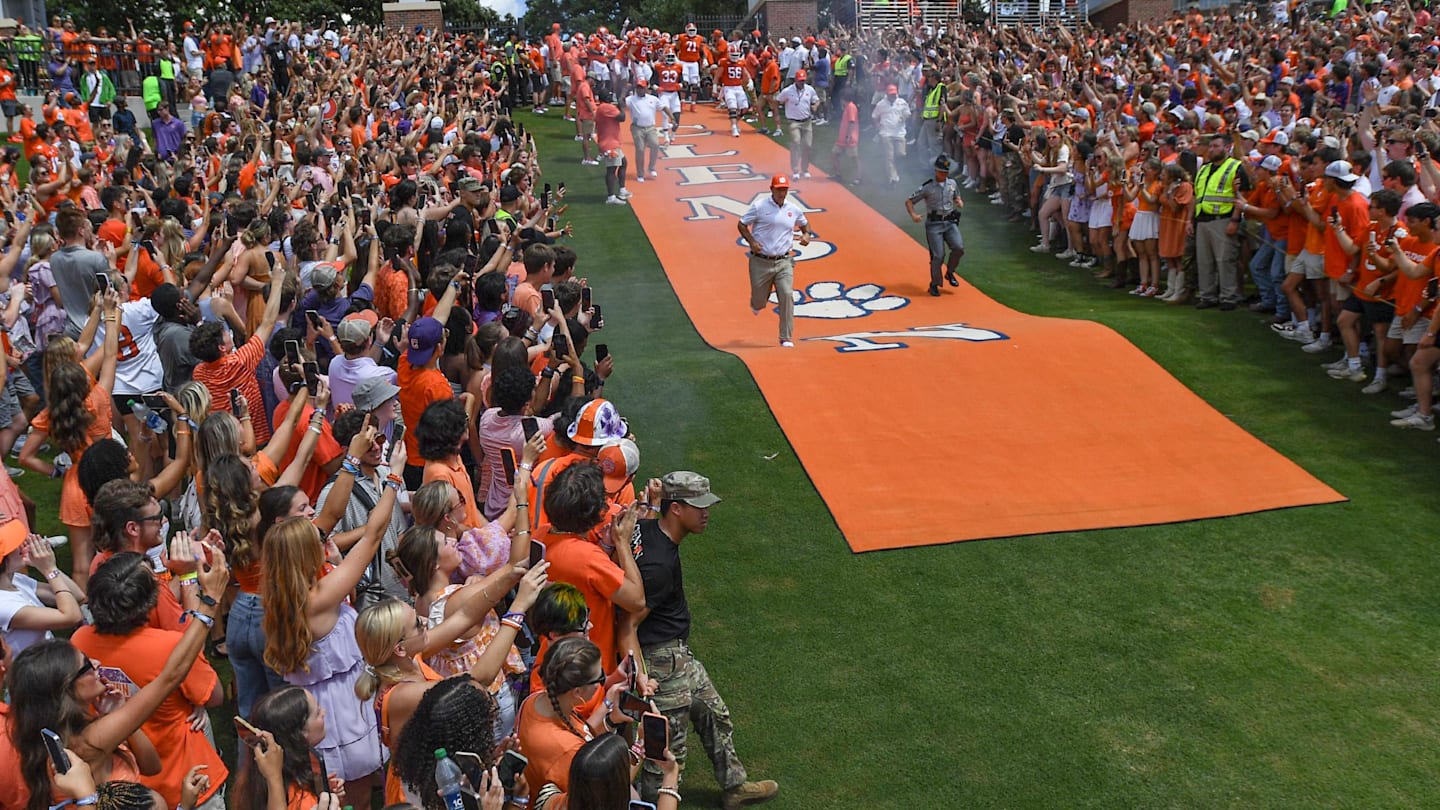 Report: Big 12 Believes Clemson, Florida State Likely to Join