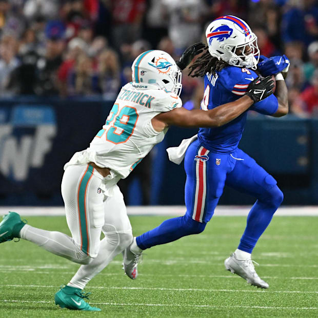 Bills' Josh Allen produces highlight TD & milestone for Jackson Hawes ...