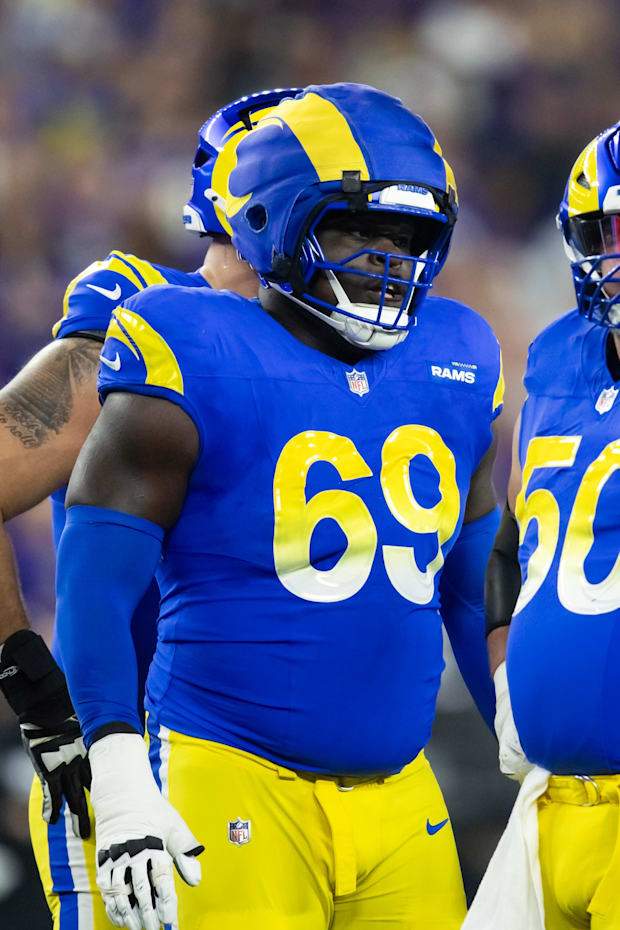 Tennessee Titans D-Line Could Have Advantage vs. Los Angeles Rams