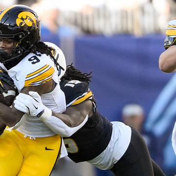 Iowa Hawkeyes Aggressively Pursuing Dynamic 5-Star Recruit
