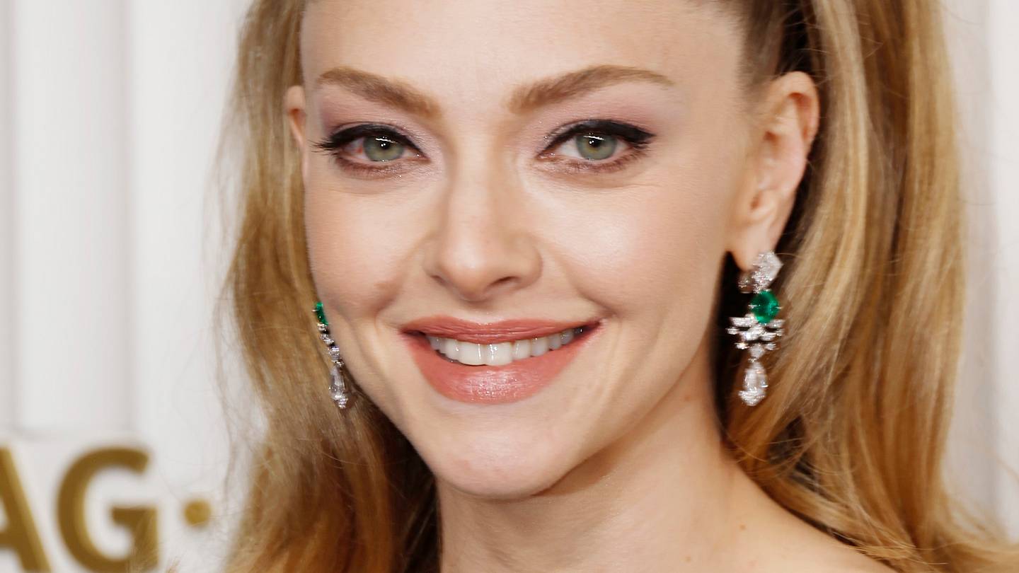 Amanda Seyfried reveals Blake Lively almost played Karen in Mean Girls