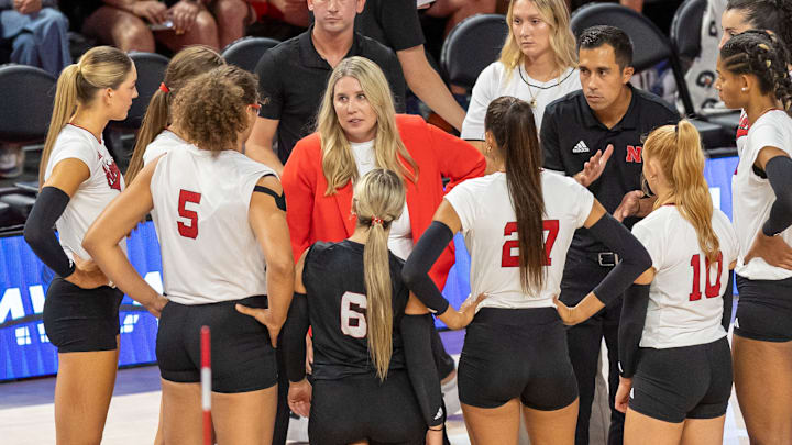 Nebraska Volleyball Focused on Putting Banners, Not Names, on the Walls ...