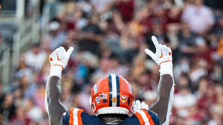 Illinois Football Outduels Top Programs to Land Three-Star Running Back