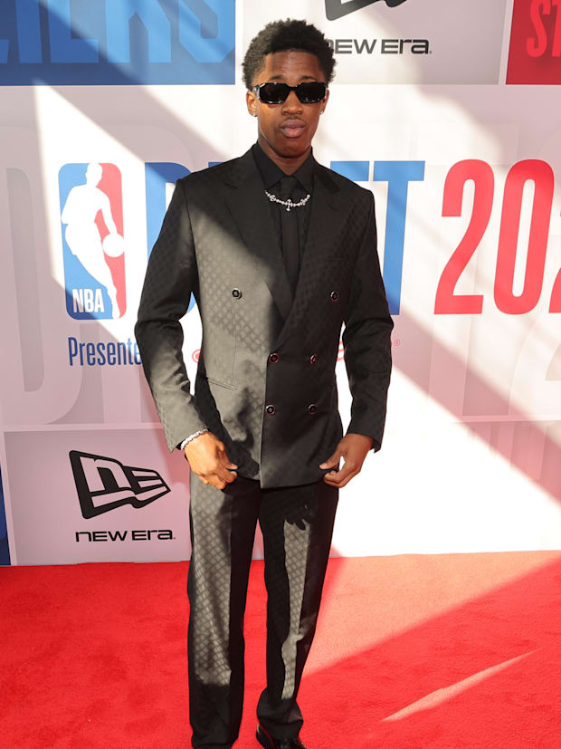 Sixers Rookie VJ Edgecombe Spotted With NBA Legend Dwyane Wade