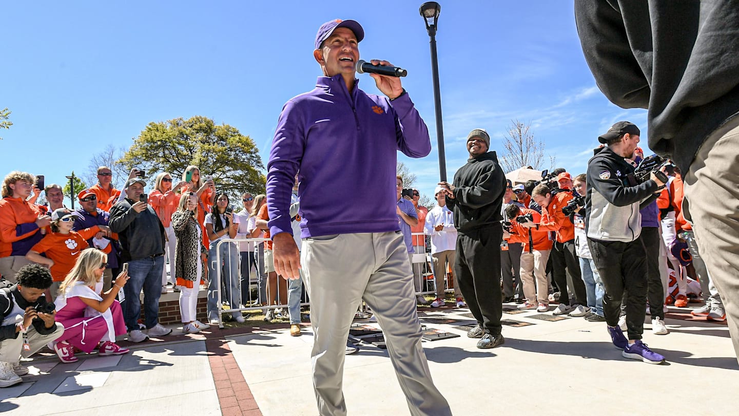 Clemson Tigers News: Dabo Swinney named to Bobby Dodd Award watchlist