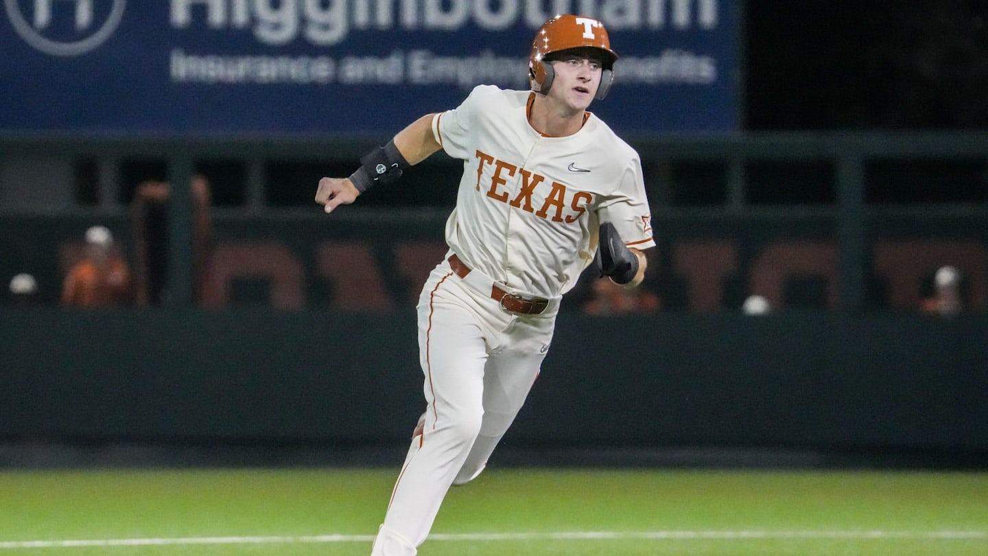Notebook: Texas Longhorns Take Crucial Houston Series