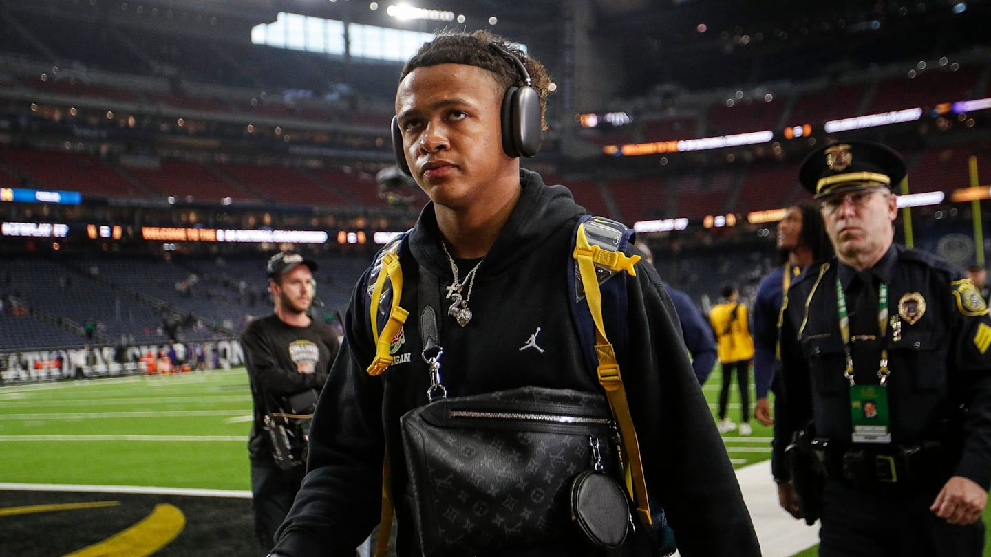 Michigan football QB Jadyn Davis could be in the mix sooner than later