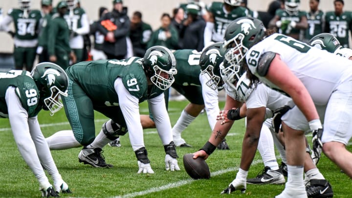 4-Star DE includes Michigan State on his top 10 list