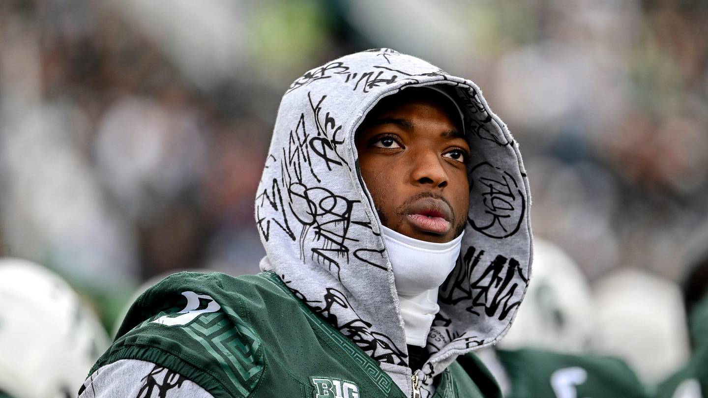 Former Detroit High School Football Star Finds a New College Home in ...