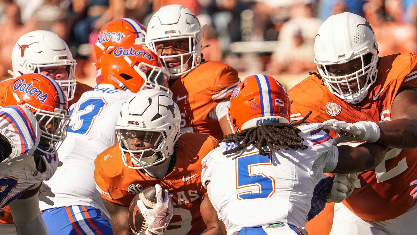 Texas Longhorns vs. Florida Gators Way-Too-Early Preview: Keys to Victory