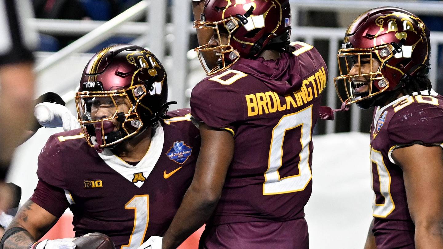Report: Gophers' Darius Taylor and Daniel Jackson dealing with injuries