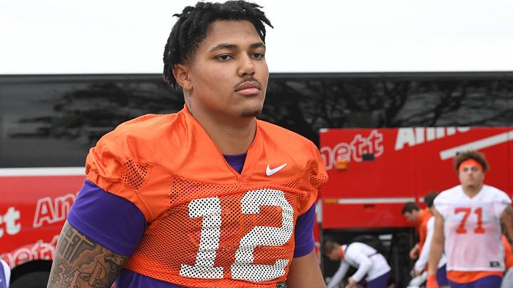 Clemson Tigers Edge Rusher Receives Accolades for Impressive Performance