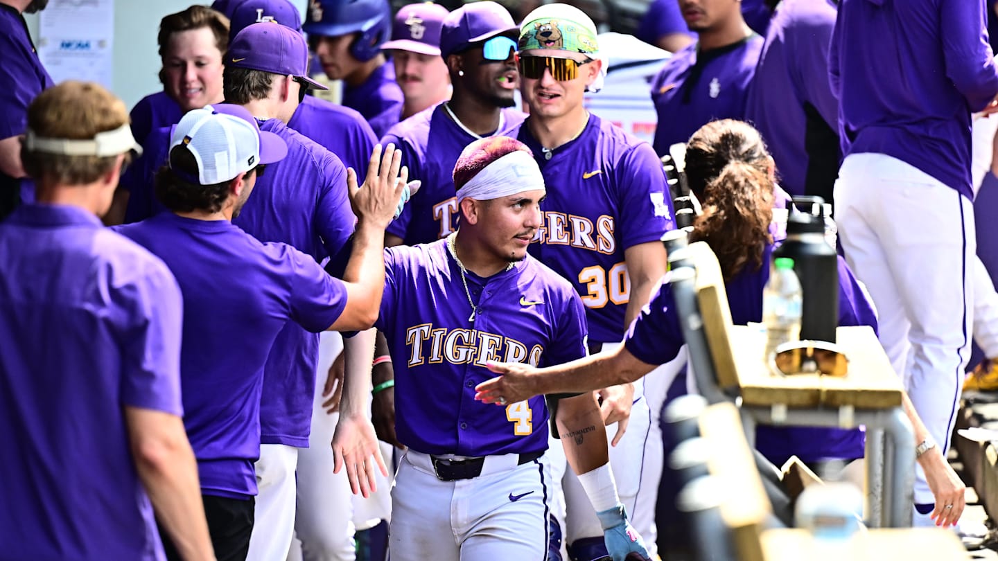 Updated College World Series Odds: LSU Baseball, Arkansas Razorbacks ...