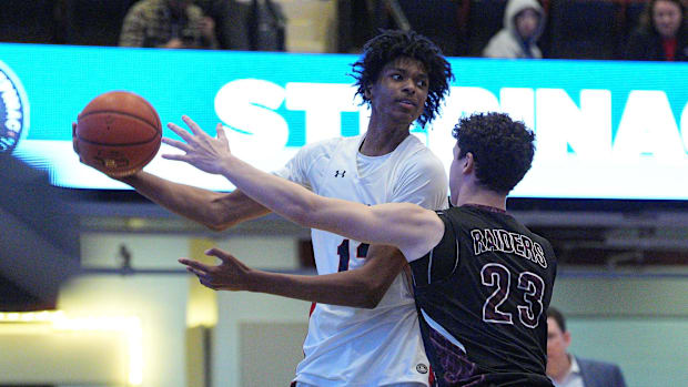 Texas Longhorns Offer 7-Foot Twins in 2026 Class