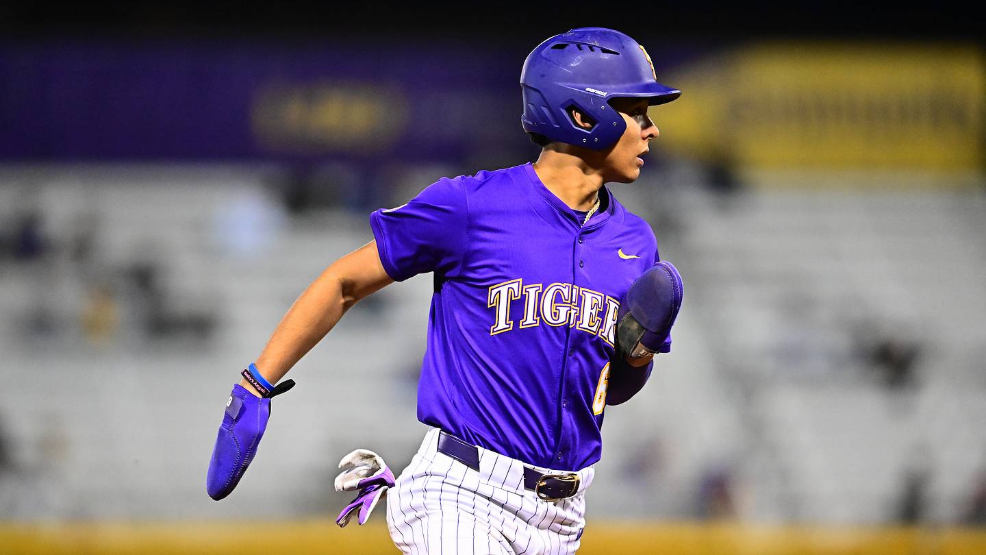 How It Happened: LSU Tigers Baseball Defeats Dallas Baptist 7-3 in Top ...