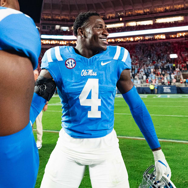 Ole Miss Football Enters Race for USC Trojans, Penn State Nittany Lions ...