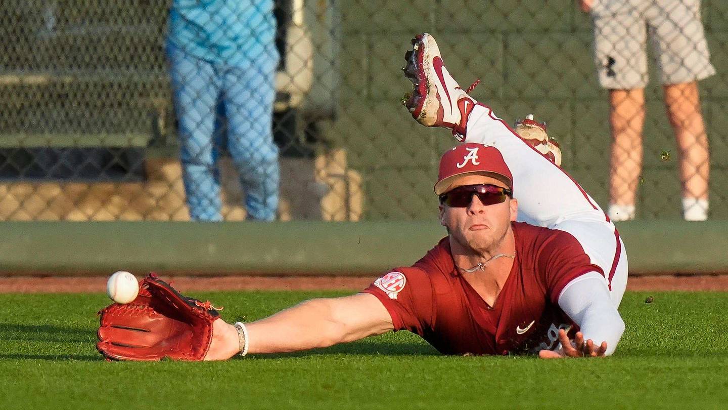 Live Blog: No. 15 Alabama Baseball at No. 9 LSU, Game One