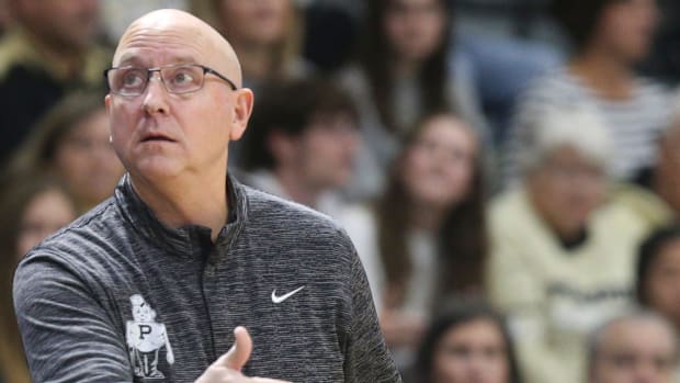 No. 10 Purdue Volleyball Opens Big Ten Play With Win Over Washington at ...