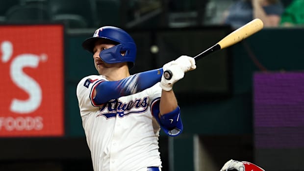 Former New York Yankees Infielder Torched in Epic Pitching Fail