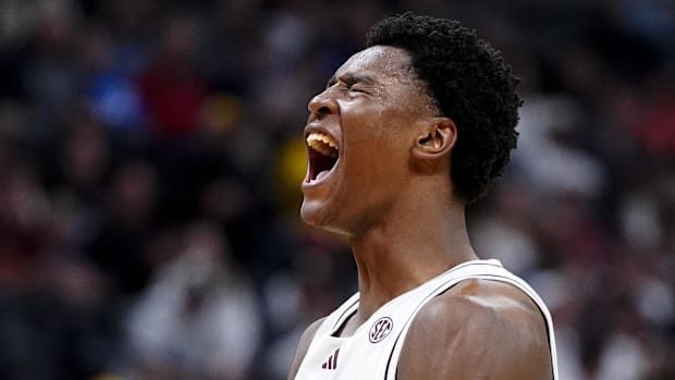 Texas A&M's Wade Taylor IV Praises 'Phenomenal' Impact of Pharrel Payne