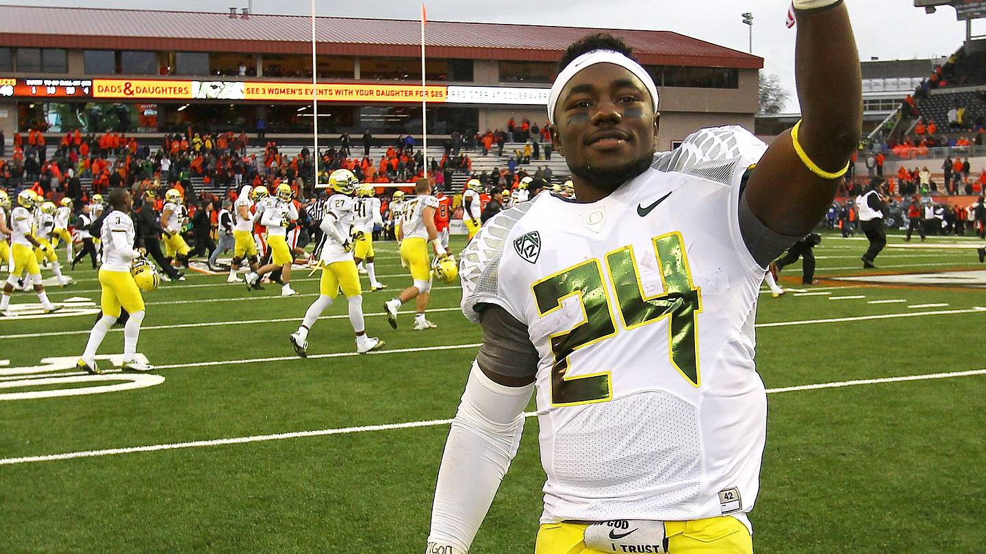 Former Oregon running back Kenjon Barner has high praise for the ...