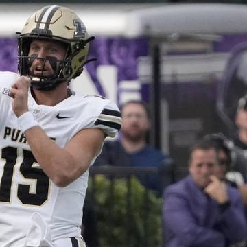 Purdue QB Ryan Browne Turns Disastrous Snap Into Easy Touchdown vs ...