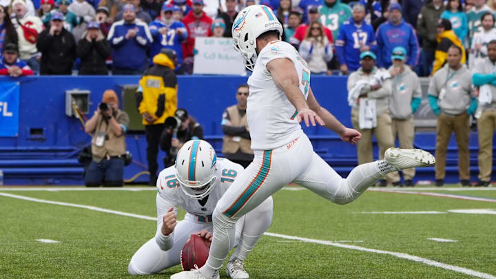 Dolphins Kicker Jason Sanders Expected to Miss Multiple Weeks Due to Injury