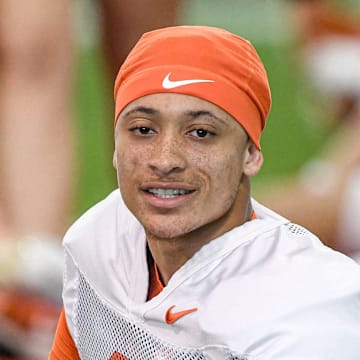 Clemson Tigers Baseball Continues Epic Winning Streak, Beats Notre Dame