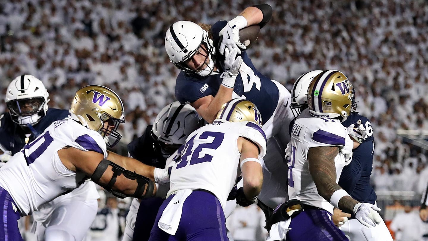 Huskies Raise White Flag During Penn State's White-Out Game