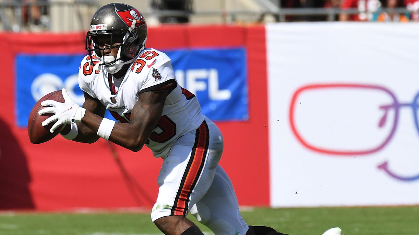 Buccaneers Make Roster Moves Ahead of Week 12 Giants Matchup